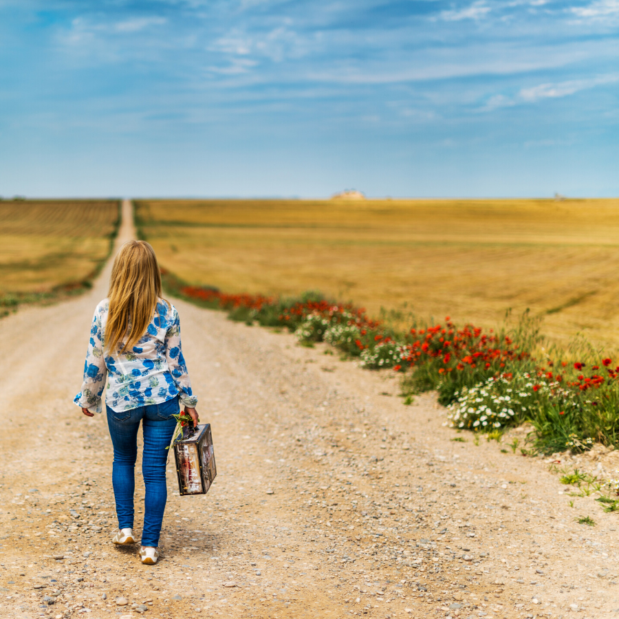 Moving: Everything Travel Nurses Need to Know About Moving