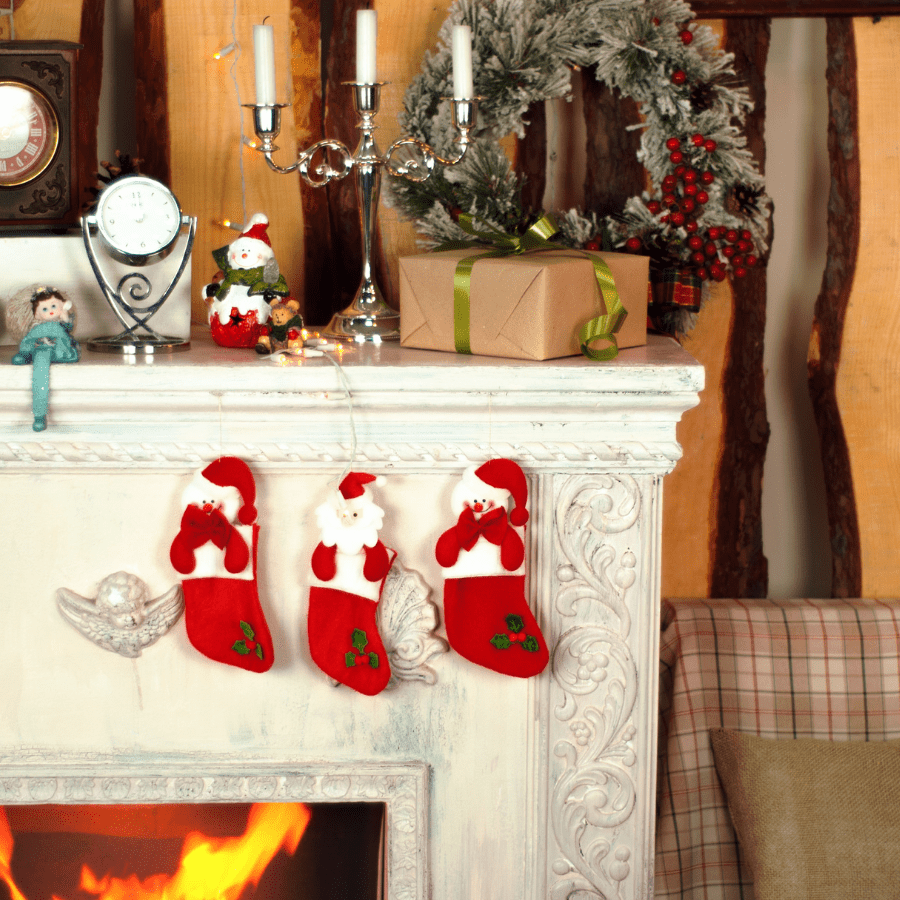 Bringing Holiday Cheer to Your Short Term Rental : Housing Tips